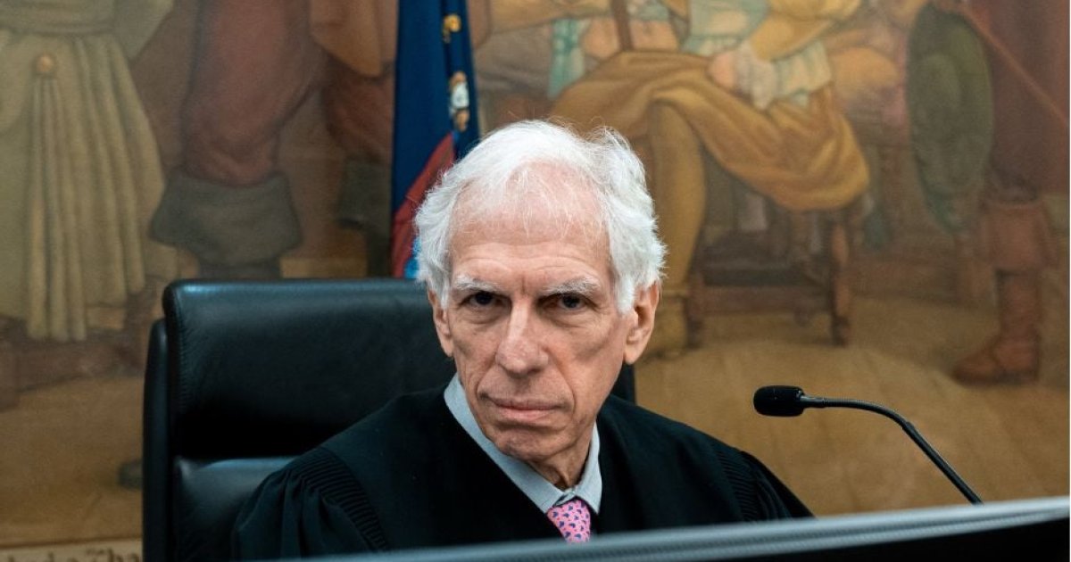 Judge Engoron extends gag order to Trump's legal team