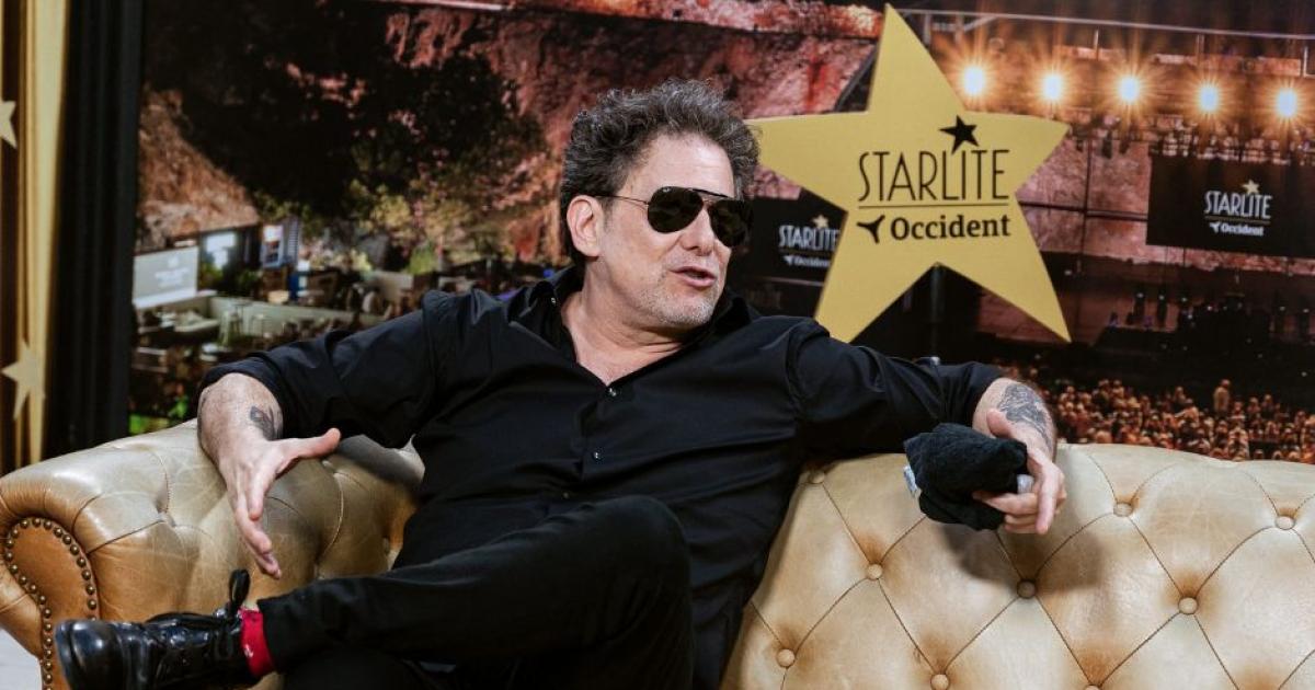 The Argentine singer Andrés Calamaro publishes his support for Javier ...