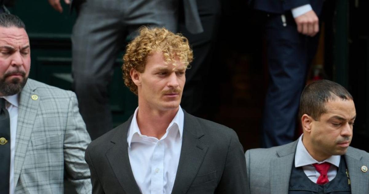 Judge dismisses manslaughter charge against Daniel Penny as jury ...