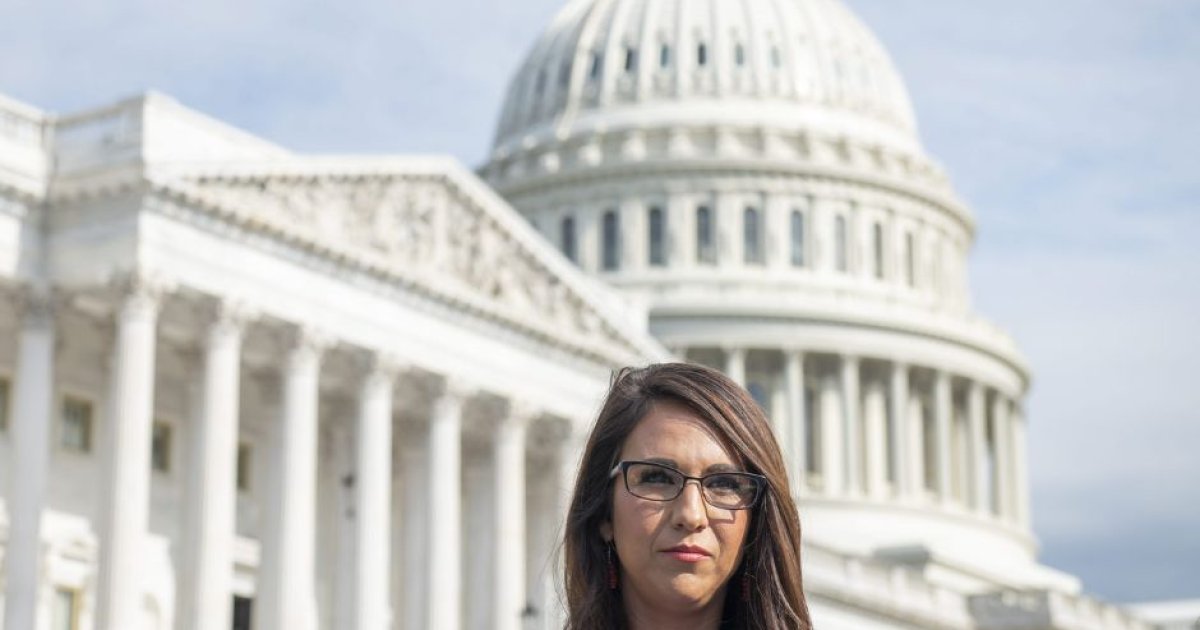 La representante Lauren Boebert adelanta el impeachment a Joe Biden a ...