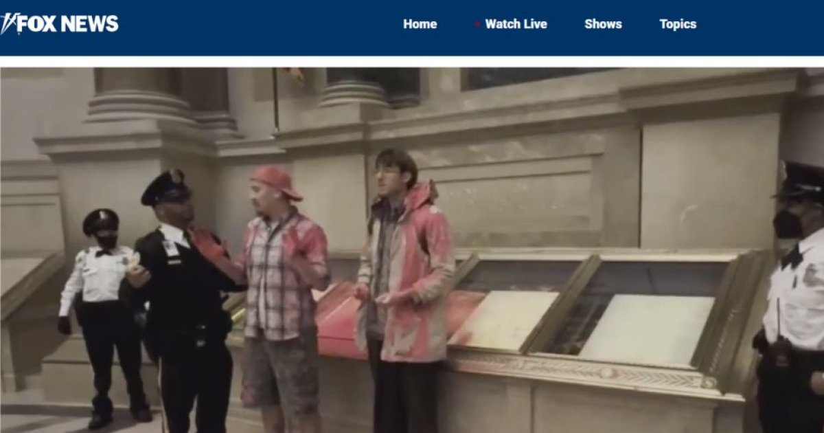 DOJ charges two climate activists who threw red powder on Constitution ...