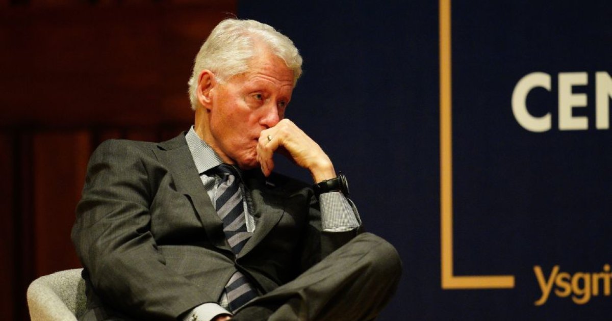 Former Vanity Fair editor denies Clinton tried to censor Epstein report
