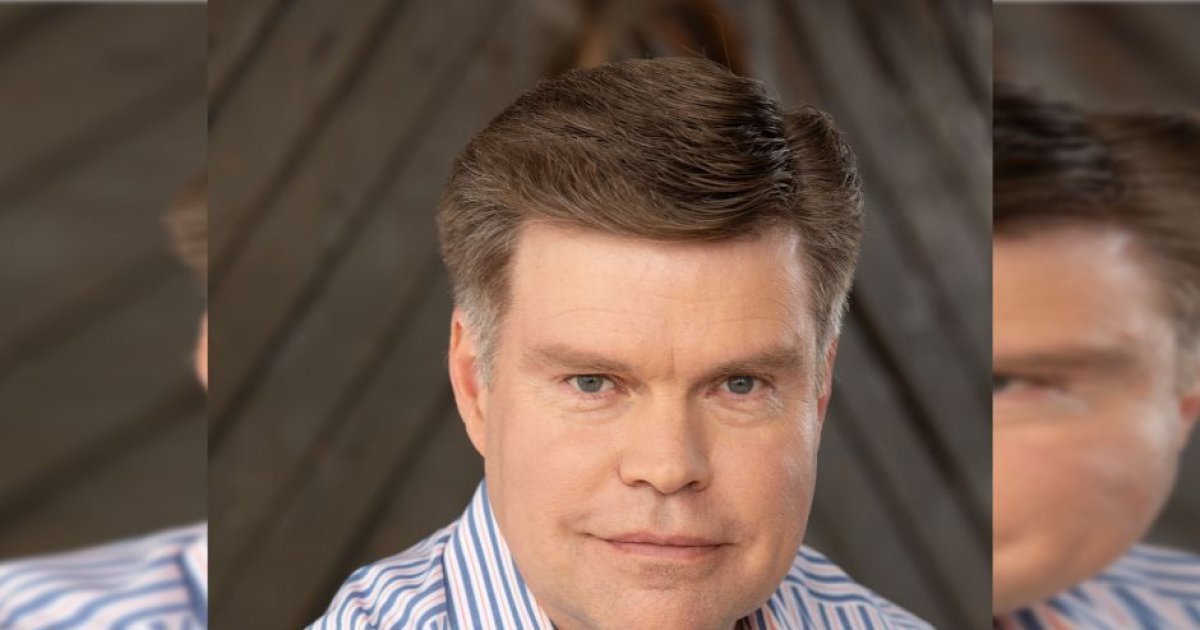 ¿Quién es Jason Palmer, el hombre que acabó con la imbatilidad de Biden ...