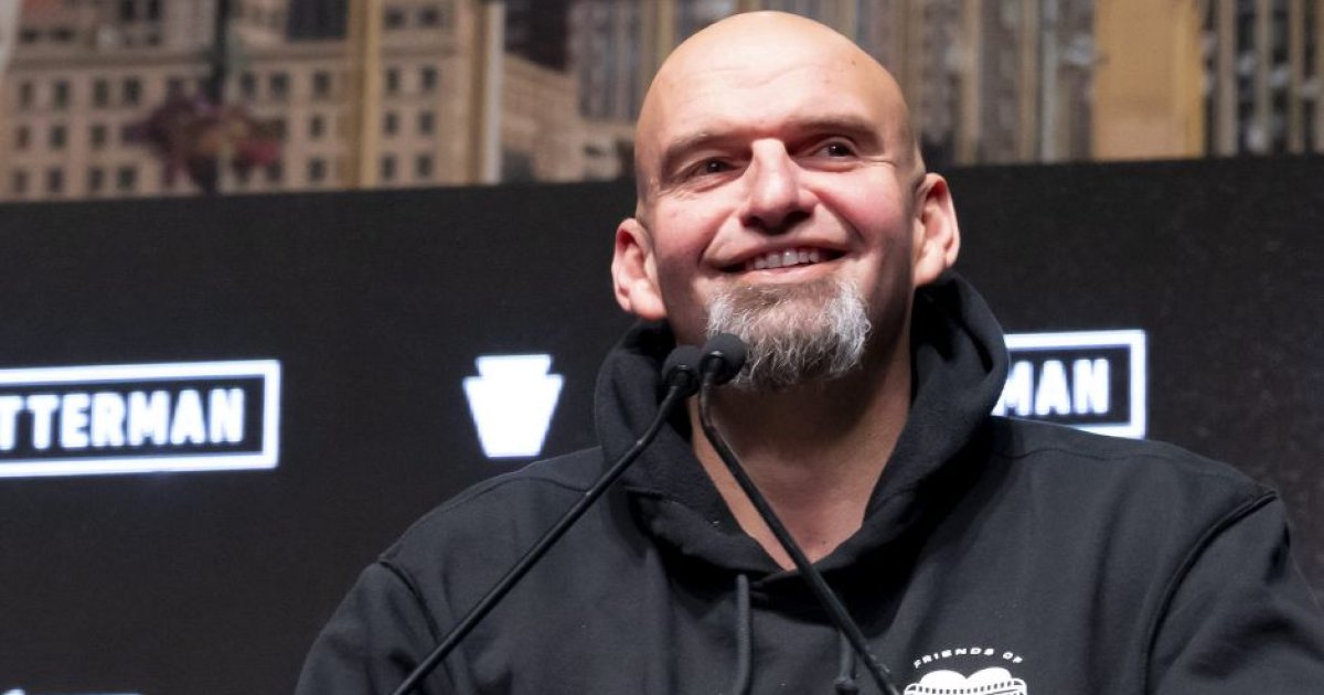 Fetterman propone a Mitt Romney como presidente de Harvard para ...