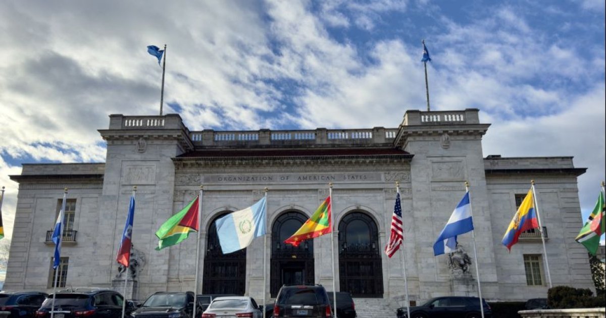 Abstentions by Colombia, Mexico and Brazil defeat an OAS resolution ...