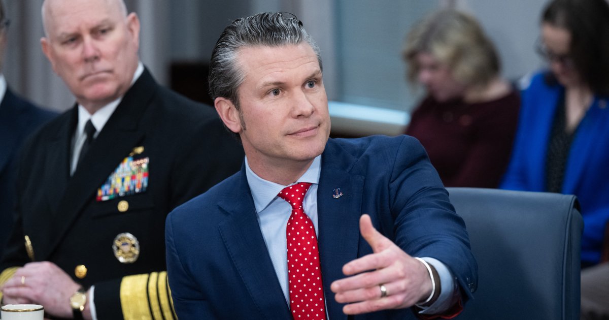 Pentagon prioritizes Taiwan's defense in its new military strategy