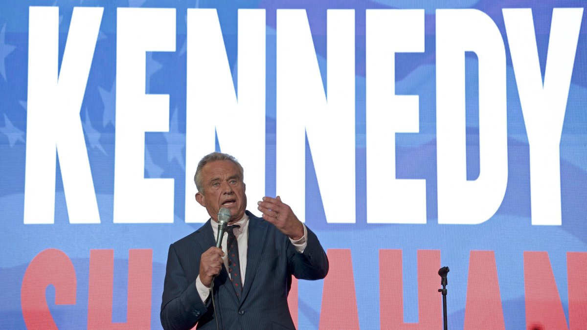 RFK Jr. wins support in the Senate, including incoming Majority Leader ...