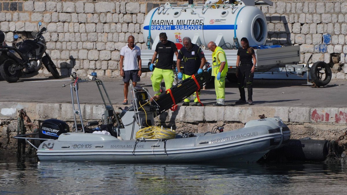 Body of the last missing person found by divers after Bayesian shipwreck
