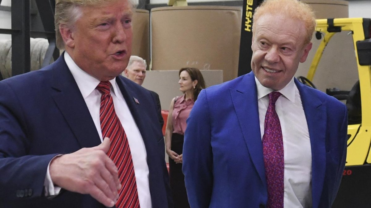 Billionaire Anthony Pratt moves to the United States after Donald Trump ...