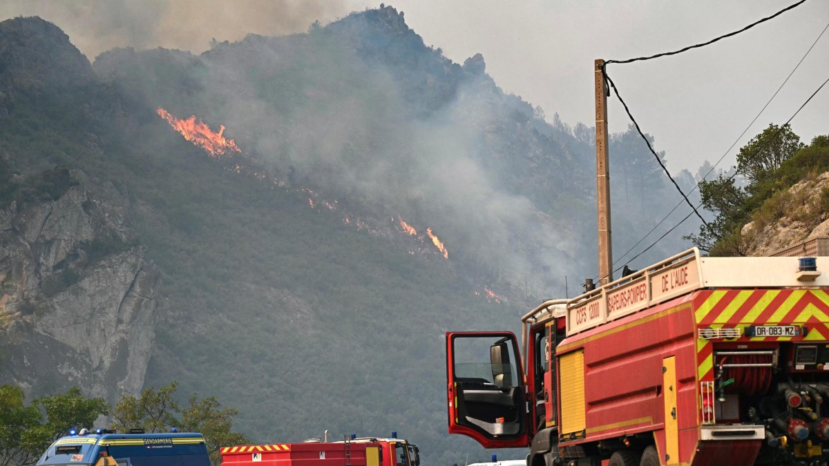 France: one dead and 13 injured in a fire that is still burning after ...