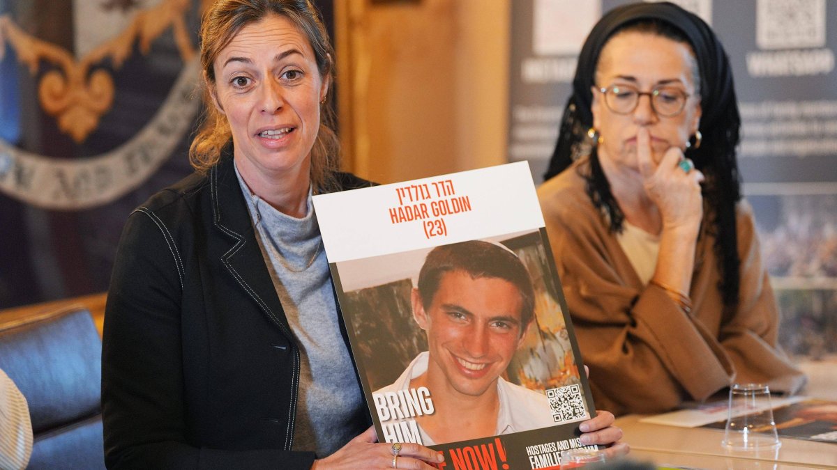 Israel receives Hadar Goldin’s body after 11 years