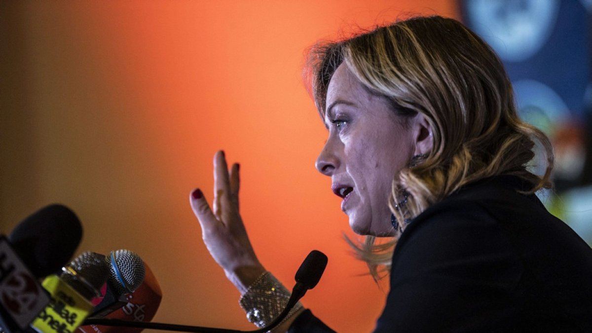 The problems of the progressive press to call Giorgia Meloni 'fascist'