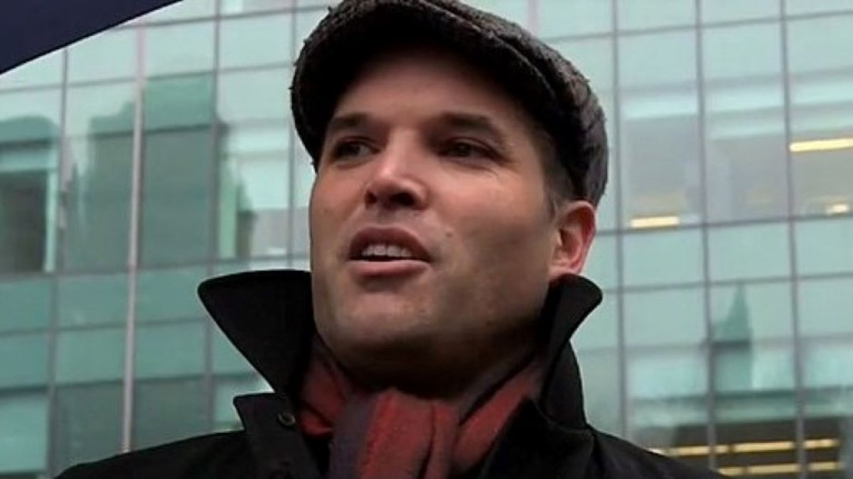 Democrat Stacey Plaskett threatens Matt Taibbi with jail time following ...