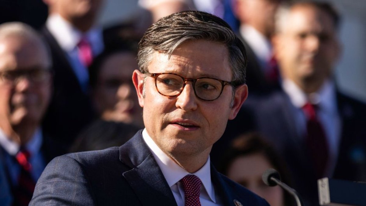 Mike Johnson visited the southern border, said the immigration crisis ...