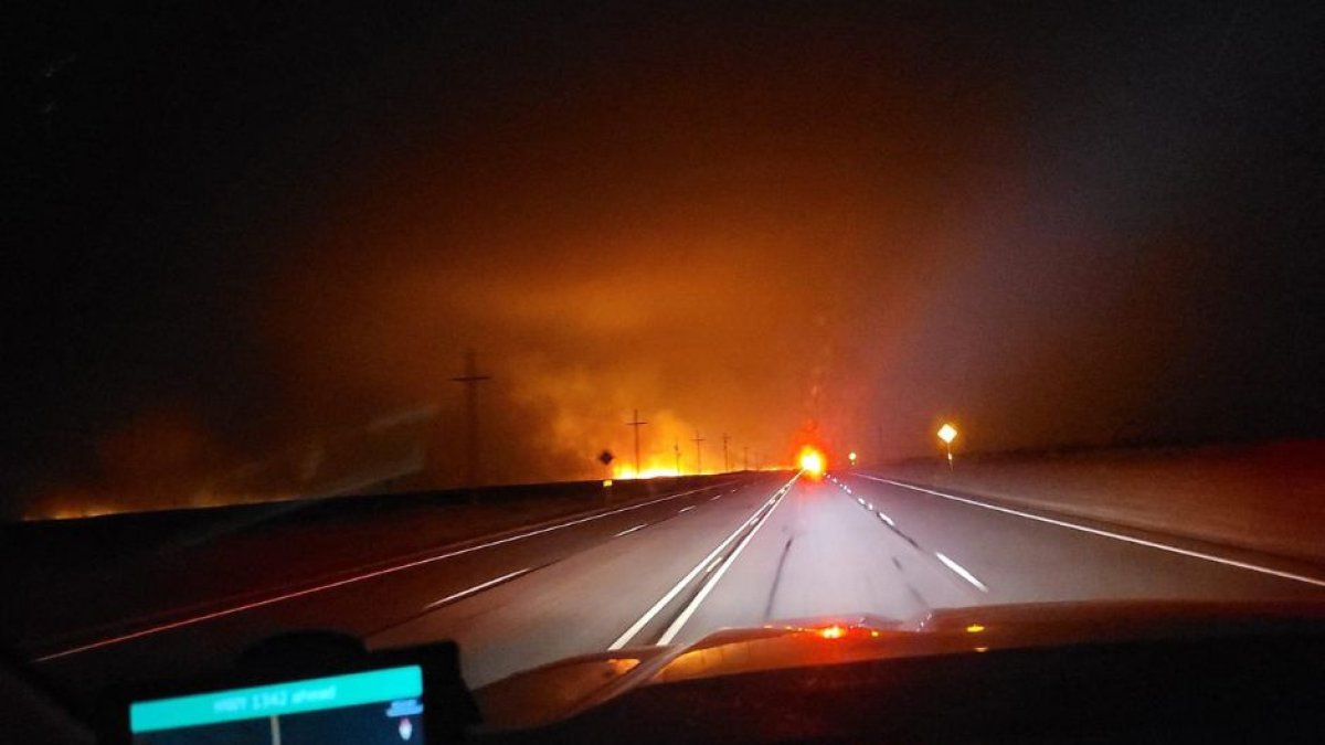 Investigations point to power lines as cause of historic fire in Texas