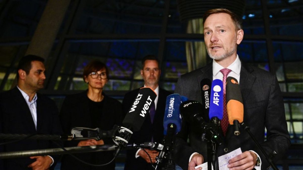 German government coalition collapses: disagreements lead to dismissal ...