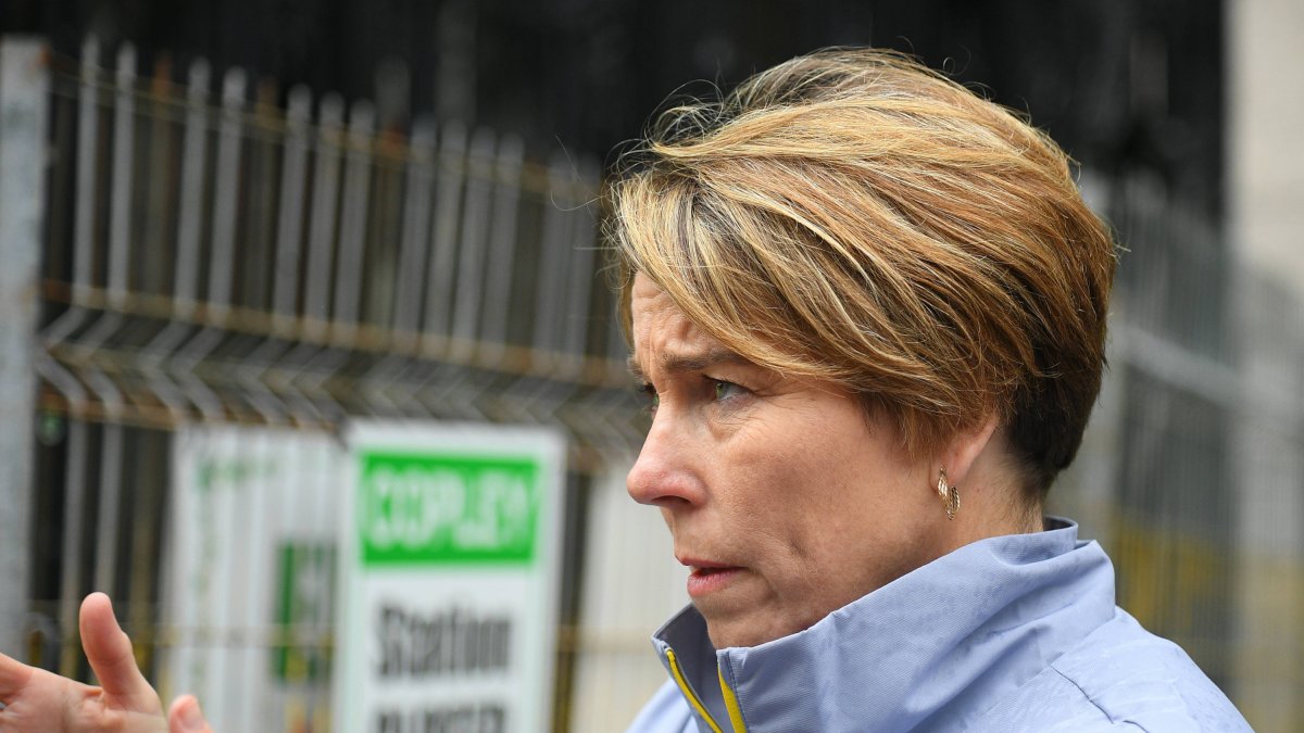 Massachusetts Governor Maura Healey turns her back on the anti-Trump ...