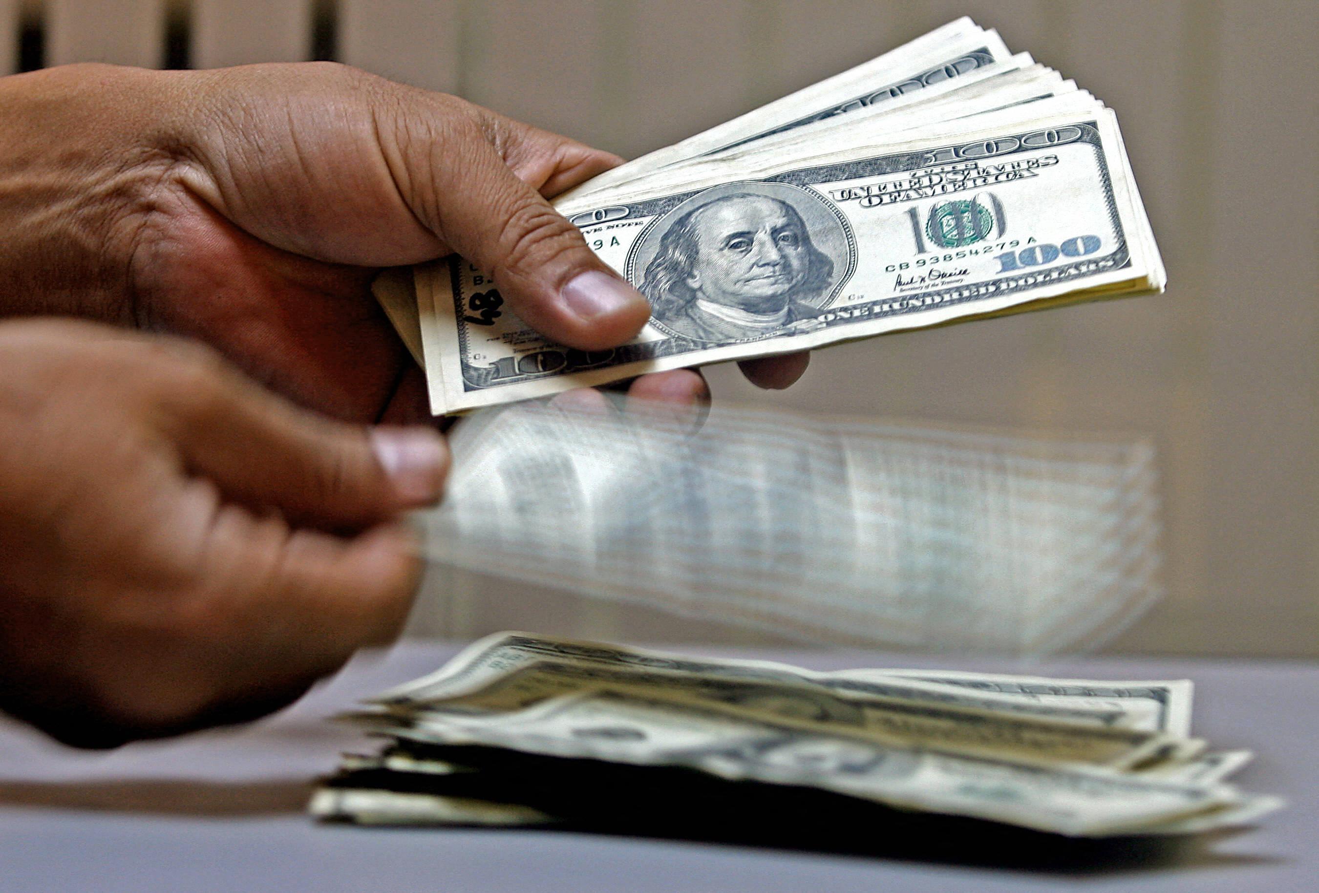 Somali Suitcase Stash: Feds says $130 million moved from Ohio airport ...