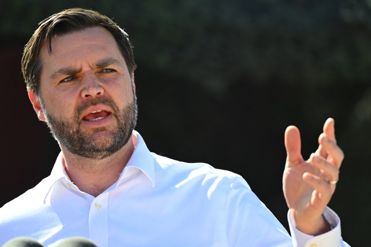 Vance visits the border and reveals Trump's plans to build the entire wall