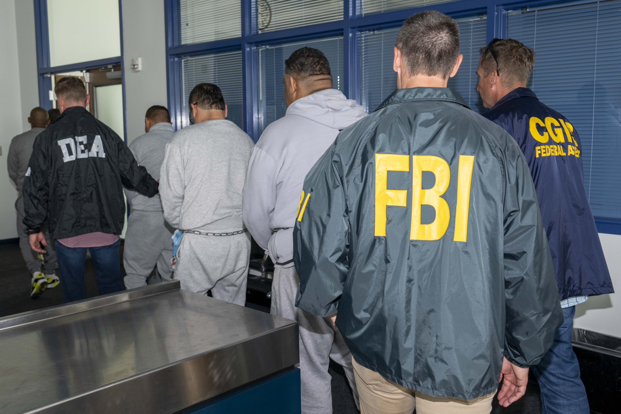 FBI extradites seven Colombian cartel leaders in new drug trafficking ...