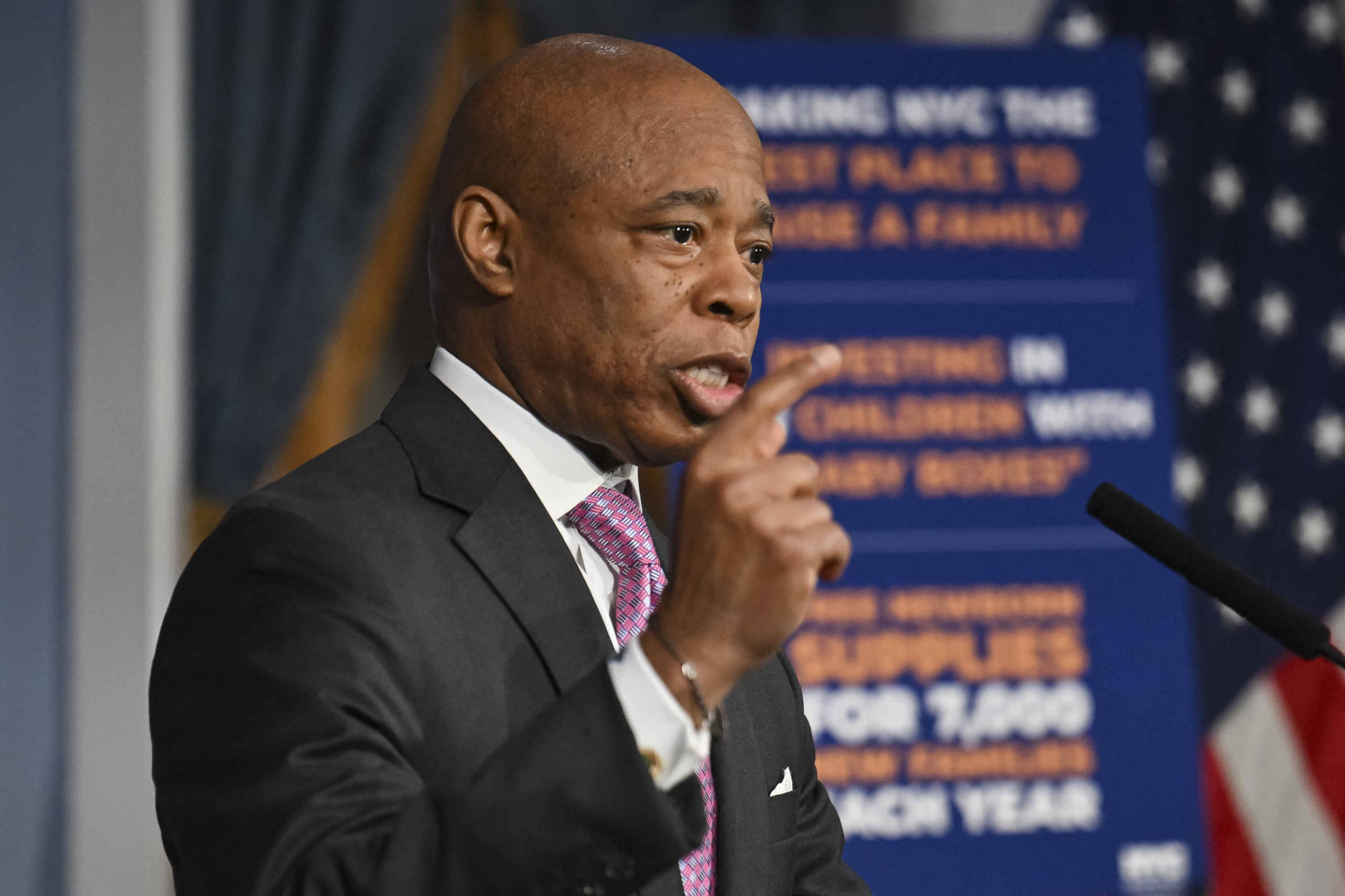 Eric Adams withdraws from New York mayoral race amid fears of Mamdani ...