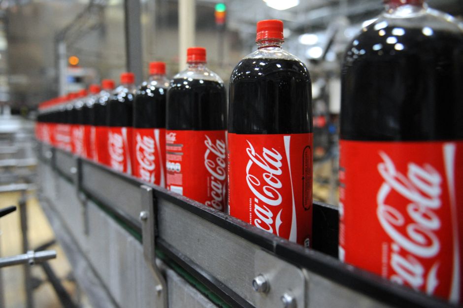 Trump assures that Coca-Cola agreed to change its formula in the U.S ...
