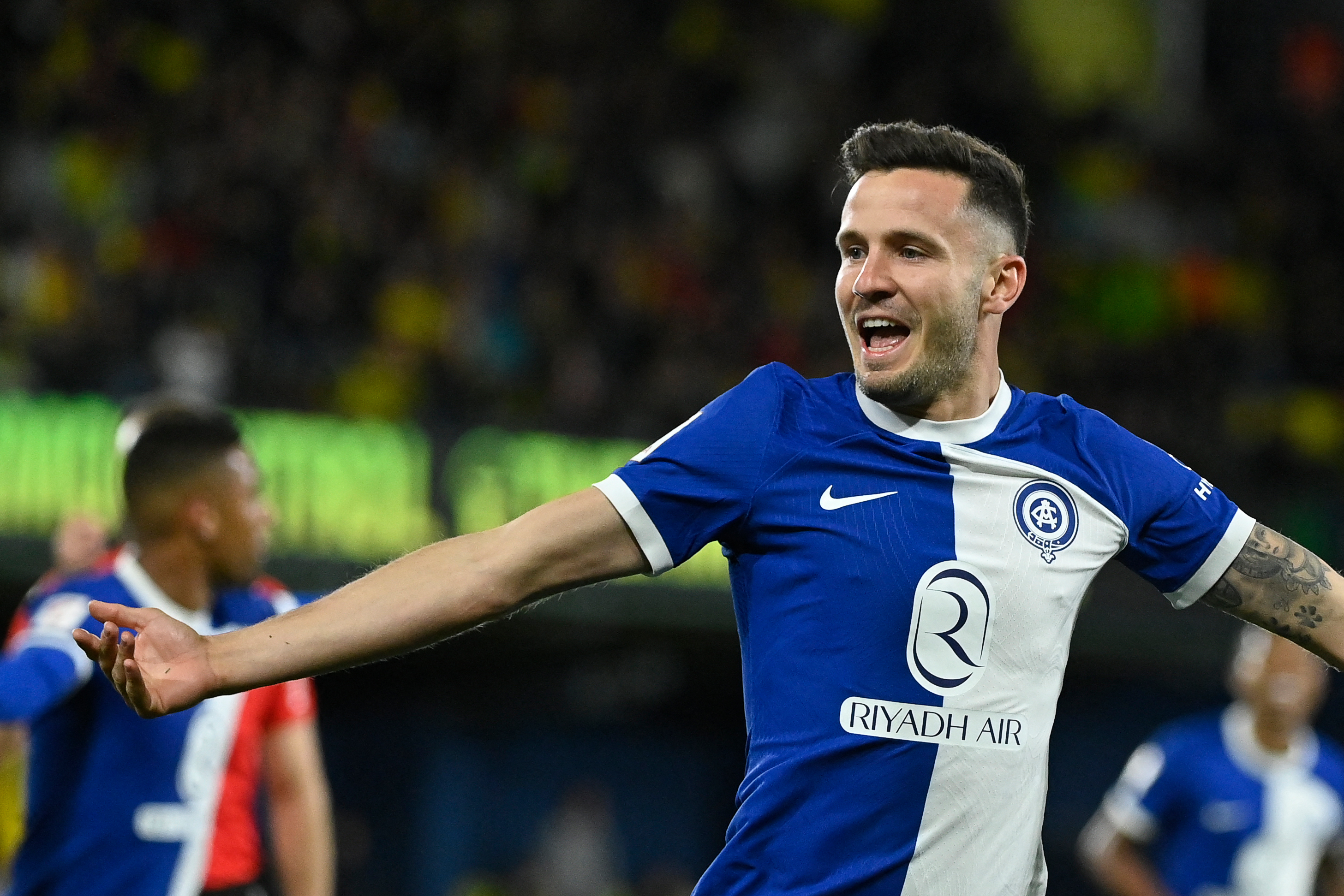 Reunion in Brazil: Saúl signs with Filipe Luís' Flamengo