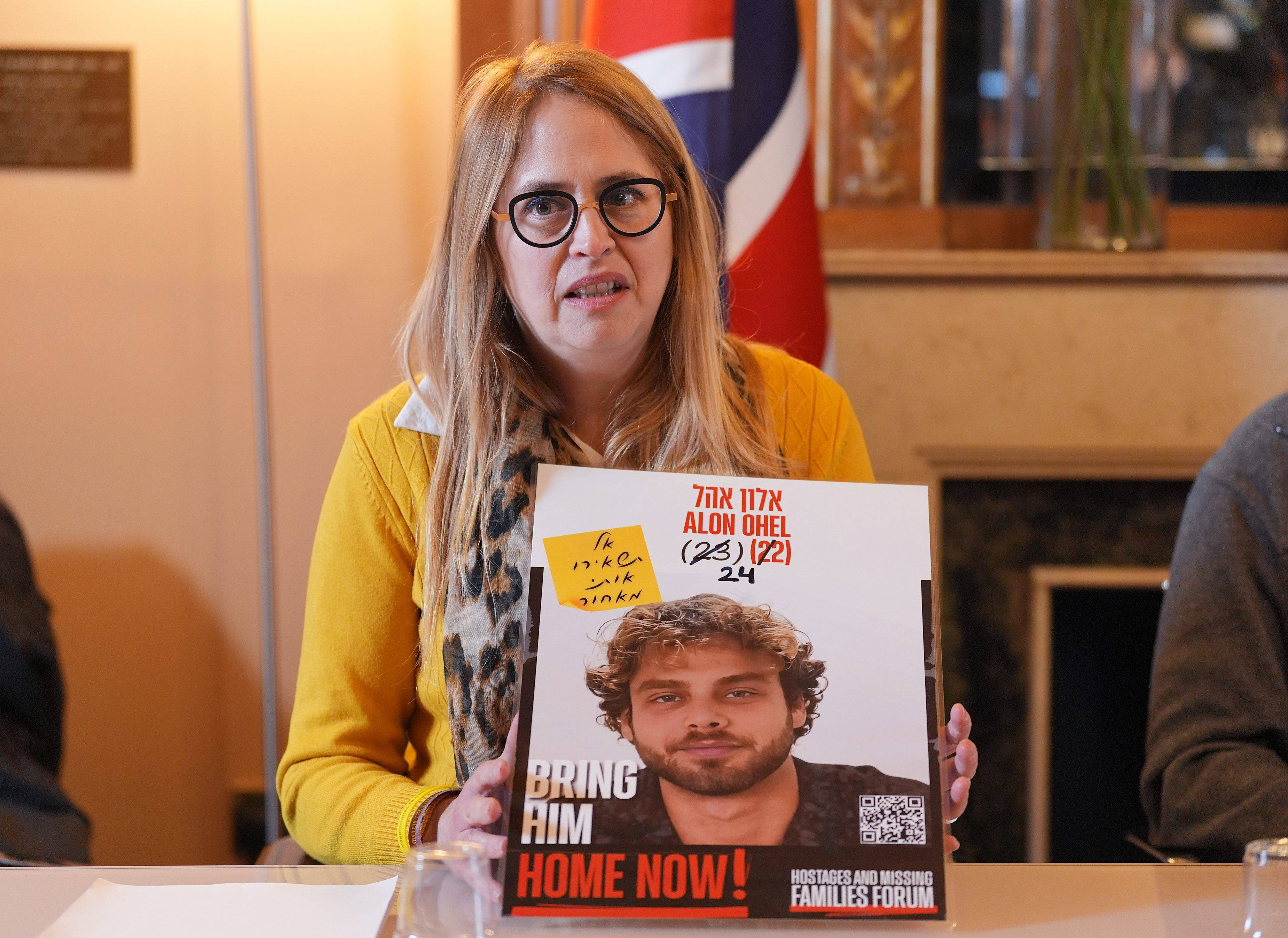 Hamas releases video of hostages Guy Gilboa-Dalal and Alon Ohel after ...