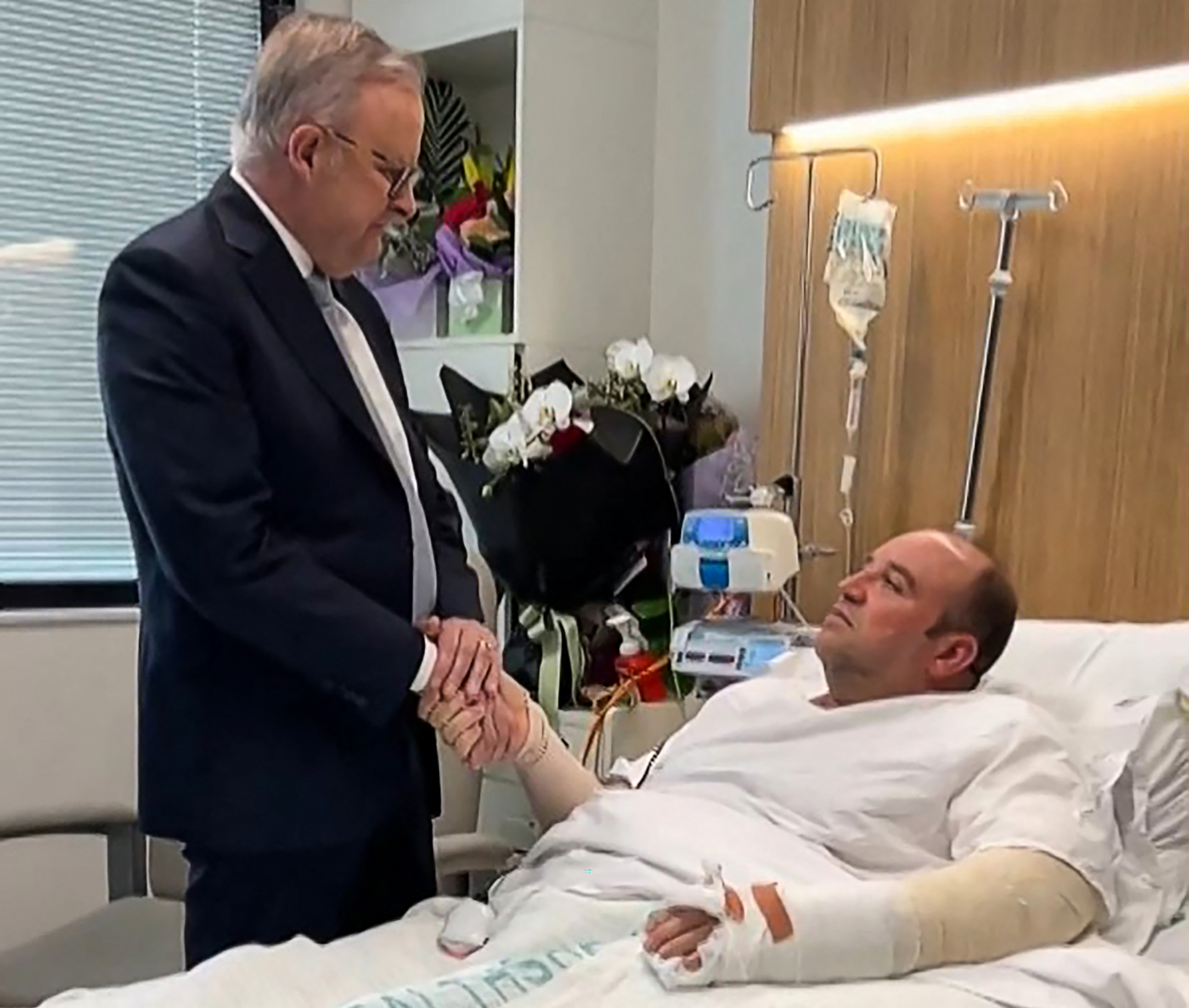 Worldwide solidarity: over $2 million for Ahmed Al Ahmed, the hero who ...