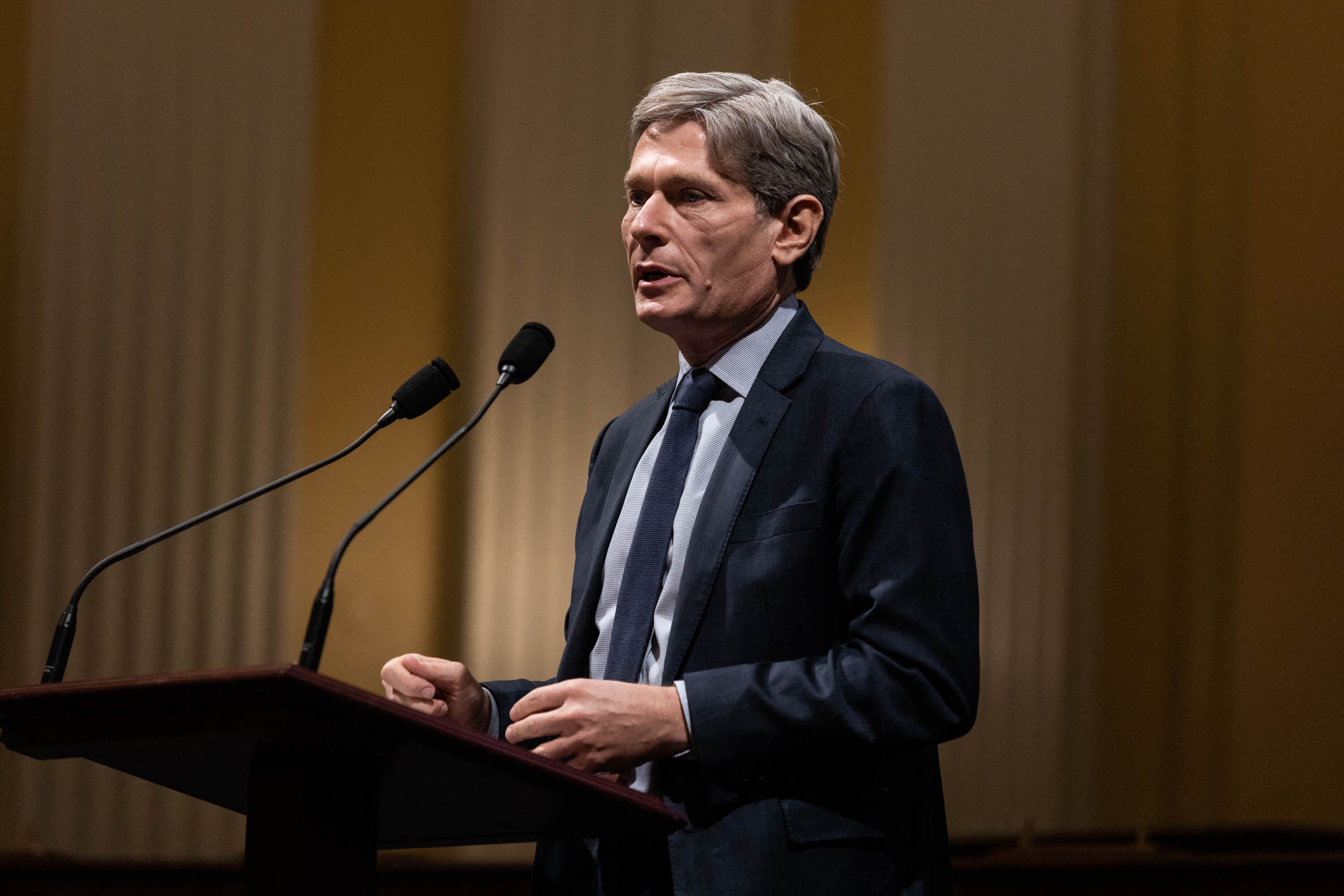 Anti-Israel activist leads former congressman, shunned by AIPAC, in NJ ...