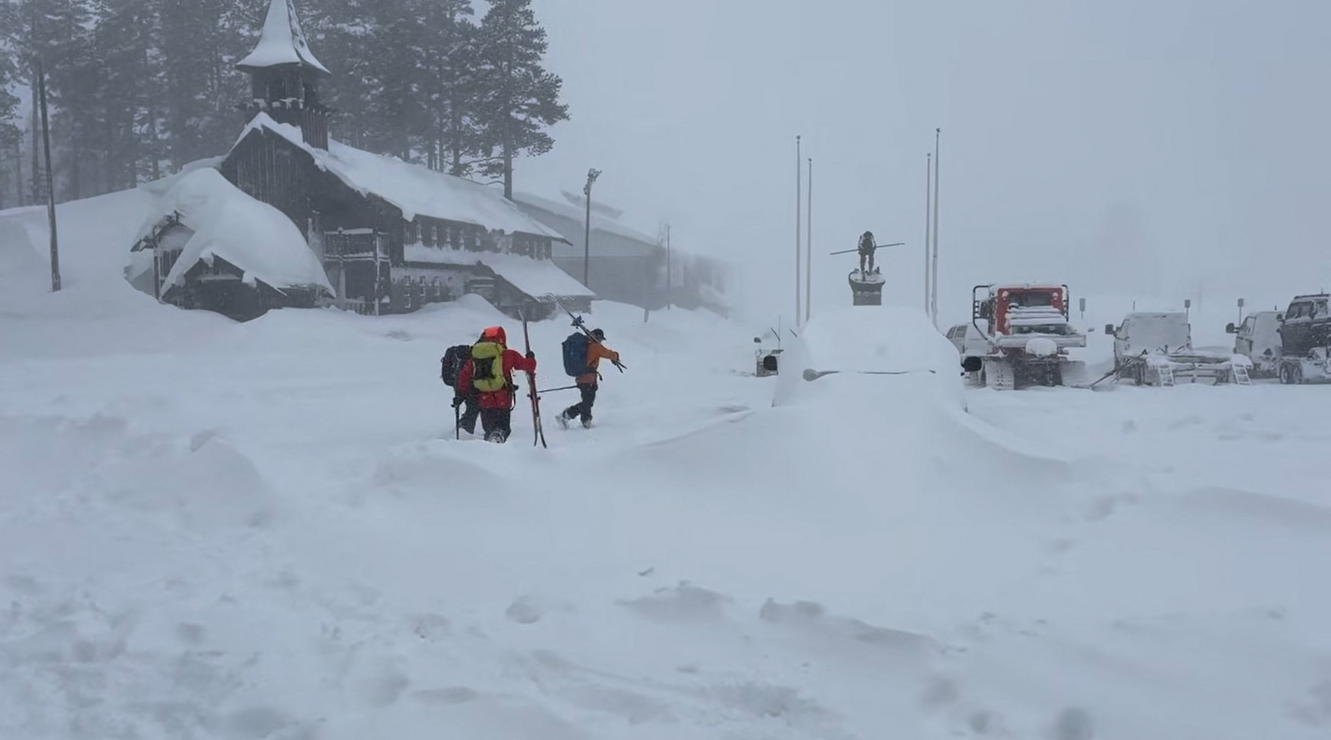 California: nine people missing after avalanche on Castle Peak